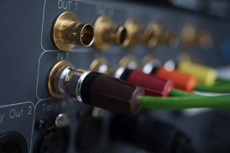 LG TV Blink Codes [Full List + Meaning + Fixes]