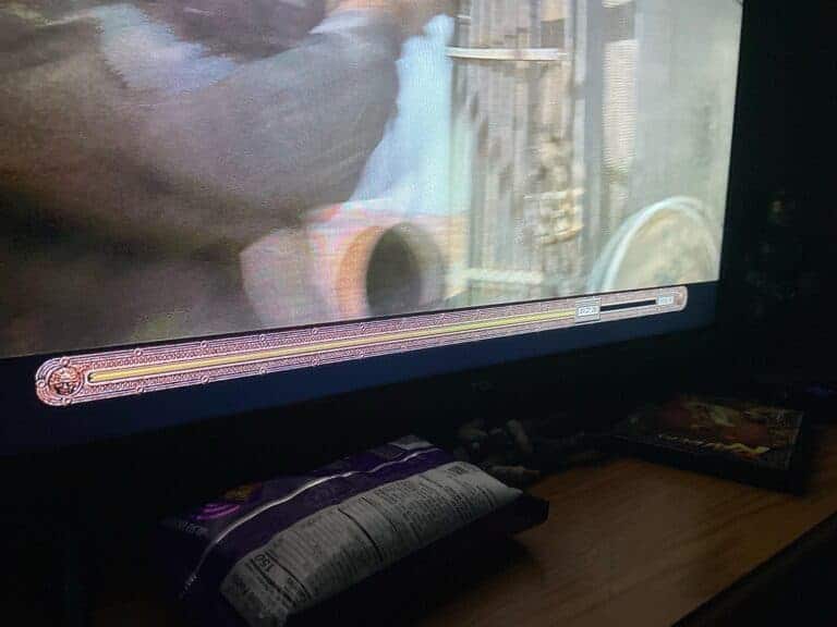 LG TV Vertical Lines on Screen? How to Fix Guide