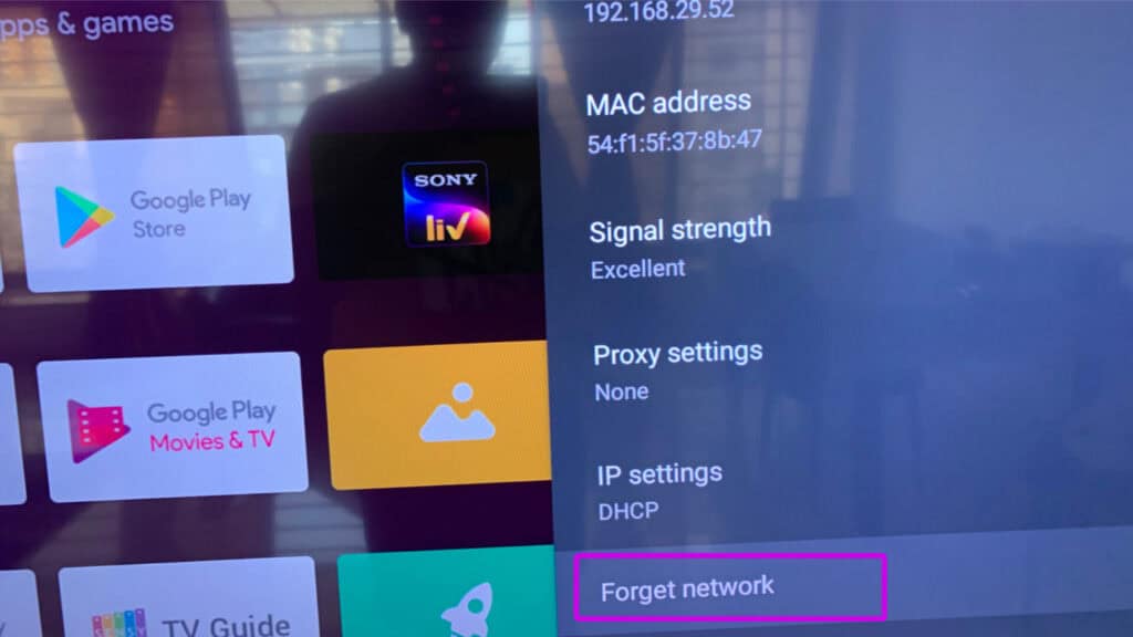 How to Connect A Hisense TV to WiFi: With & Without Remote